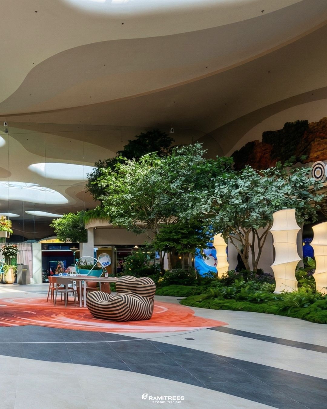 ต้นไม้ประดิษฐ์ขนาดใหญ่ และงานจัดสวนมอส โซน Event Space Nextopia @Siam ...